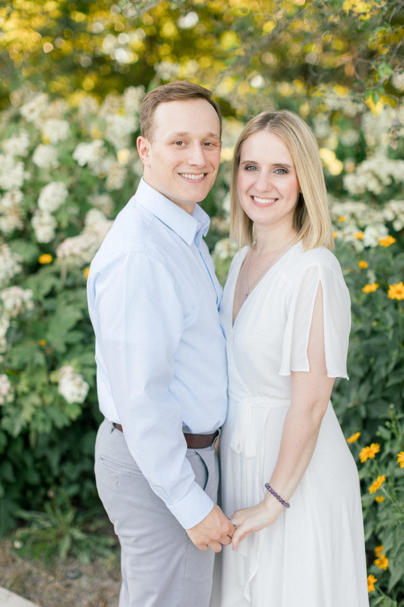 Jen & Matt – Golden Hour Engagement in Forest Park ...